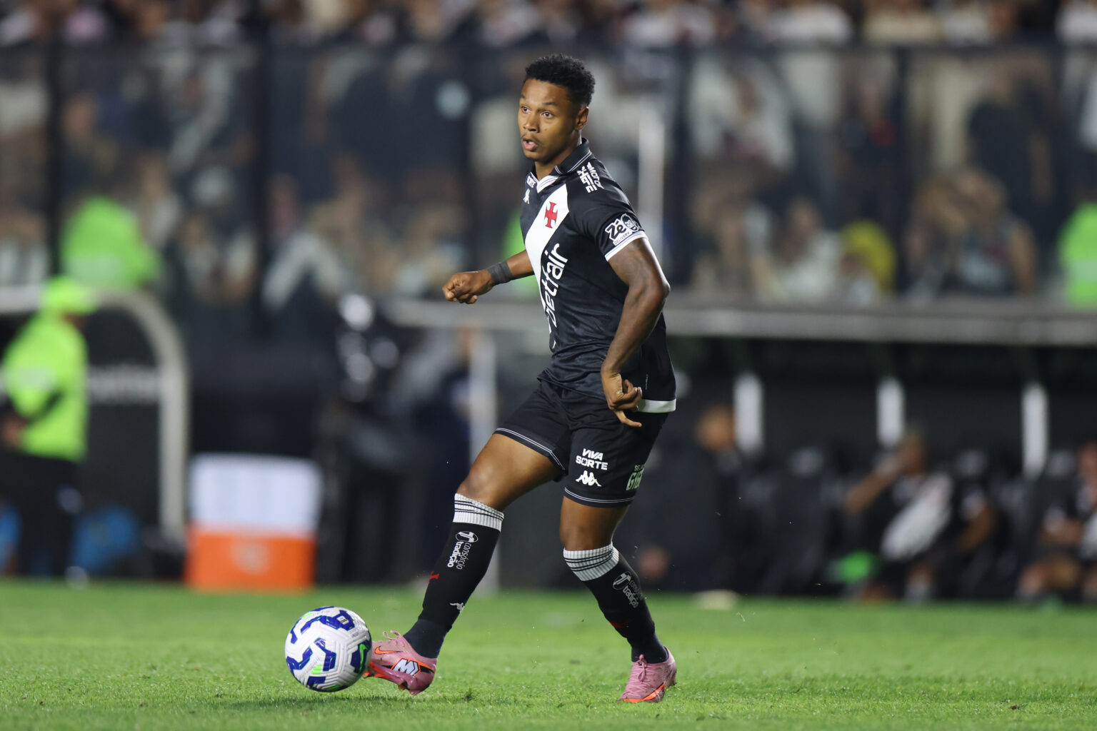 Crystal Palace facing Matheus Franca dilemma after snub from Vasco da ...